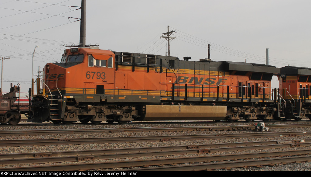 BNSF 6793 (2)